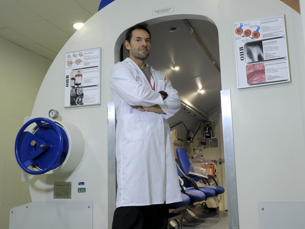 La UCV impulsa la Cátedra de Medicina Hiperbárica | Medicina Hiperbárica